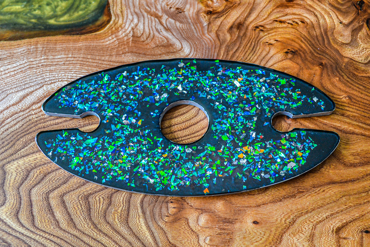 Epoxy wijnglashouder galaxy | metallic zwart met zilveren rand – Kayu Epoxy